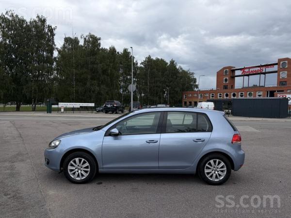 Zils Volkswagen Golf 2009 Rīga, ar dzinēja tilpumu 1.40 L un nobraukumu 159 tūkst. km par 5790 €, foto 3 vietnē AUTOMOTO.COM.LV