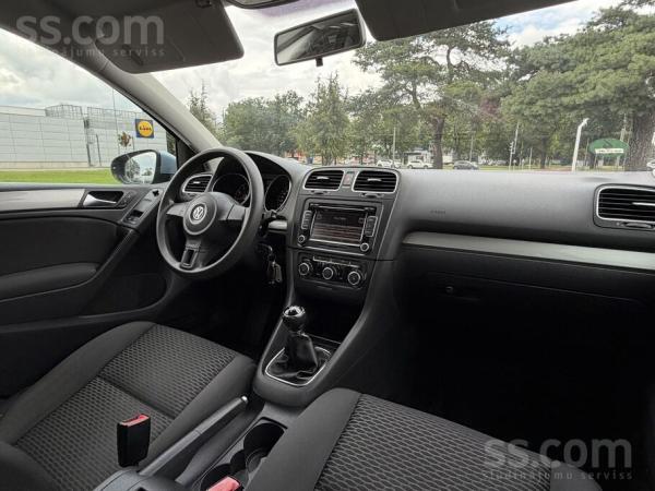 Zils Volkswagen Golf 2009 Rīga, ar dzinēja tilpumu 1.40 L un nobraukumu 159 tūkst. km par 5790 €, foto 8 vietnē AUTOMOTO.COM.LV
