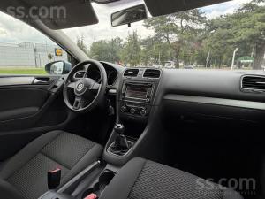 Zils Volkswagen Golf 2009 Rīga, ar dzinēja tilpumu 1.40 L un nobraukumu 159 tūkst. km par 5790 €, foto 9 vietnē AUTOMOTO.COM.LV
