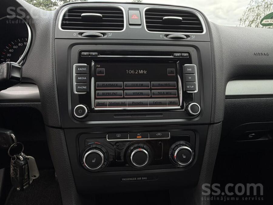 Zils Volkswagen Golf 2009 Rīga, ar dzinēja tilpumu 1.40 L un nobraukumu 159 tūkst. km par 5790 €, foto 14 vietnē AUTOMOTO.COM.LV