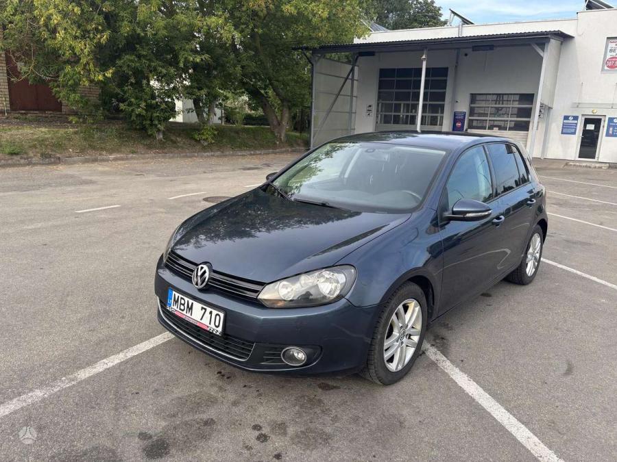 Blue Volkswagen Golf 2009 in Panevezys, with an engine capacity of 1.97 L and mileage of 234 thousand km for 4000 €, photo 1 on AUTOMOTO.COM.LV