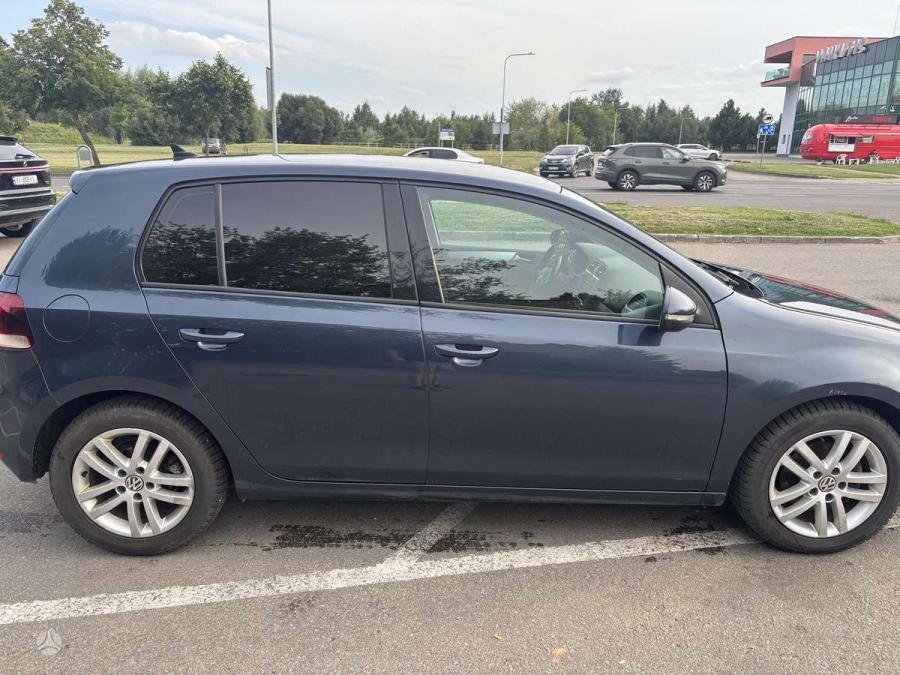 Blue Volkswagen Golf 2009 in Panevezys, with an engine capacity of 1.97 L and mileage of 234 thousand km for 4000 €, photo 4 on AUTOMOTO.COM.LV