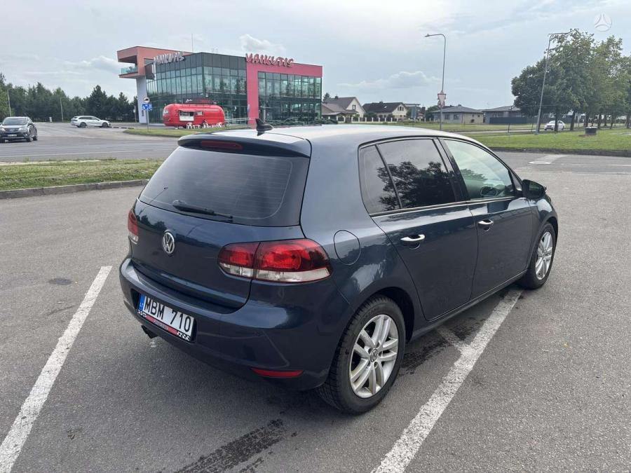Blue Volkswagen Golf 2009 in Panevezys, with an engine capacity of 1.97 L and mileage of 234 thousand km for 4000 €, photo 5 on AUTOMOTO.COM.LV