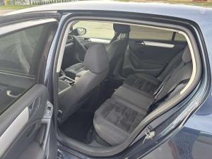 Blue Volkswagen Golf 2009 in Panevezys, with an engine capacity of 1.97 L and mileage of 234 thousand km for 4000 €, photo 9 on AUTOMOTO.COM.LV