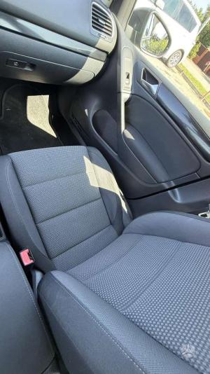 Blue Volkswagen Golf 2009 in Klaipeda, with an engine capacity of 1.97 L and mileage of 303 thousand km for 4100 €, photo 10 on AUTOMOTO.COM.LV