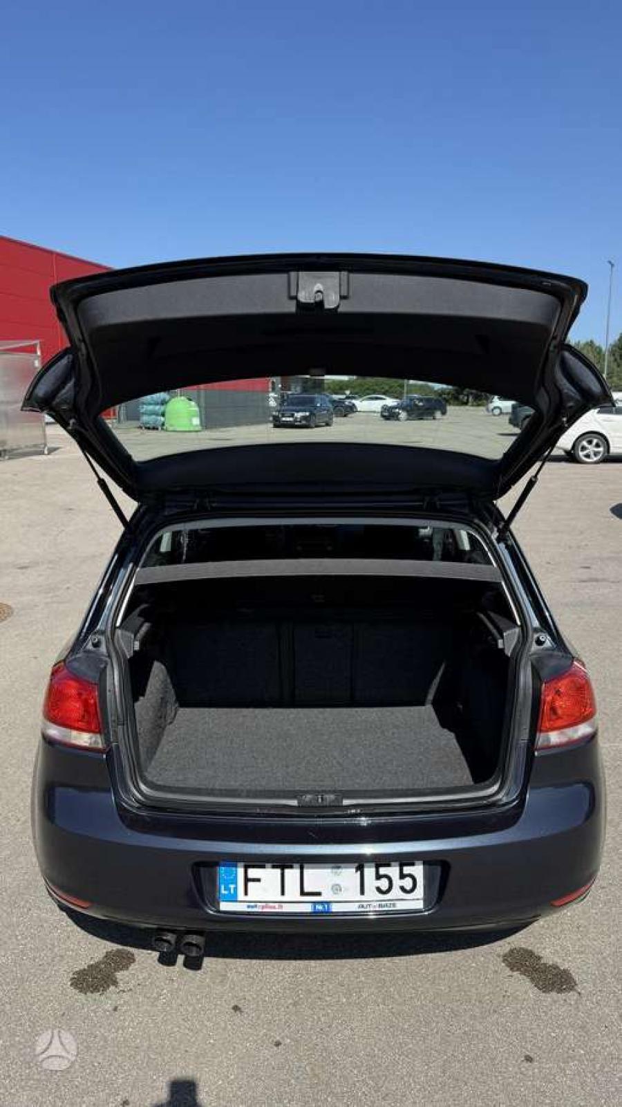 Blue Volkswagen Golf 2009 in Klaipeda, with an engine capacity of 1.97 L and mileage of 303 thousand km for 4100 €, photo 13 on AUTOMOTO.COM.LV