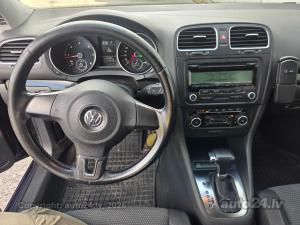Zils Volkswagen Golf 2009 Tallina, ar dzinēja tilpumu 2.00 L un nobraukumu 278 tūkst. km par 2200 €, foto 11 vietnē AUTOMOTO.COM.LV