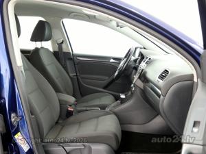Zils Volkswagen Golf 2009 Tallina, ar dzinēja tilpumu 2.00 L un nobraukumu 278 tūkst. km par 2799 €, foto 7 vietnē AUTOMOTO.COM.LV