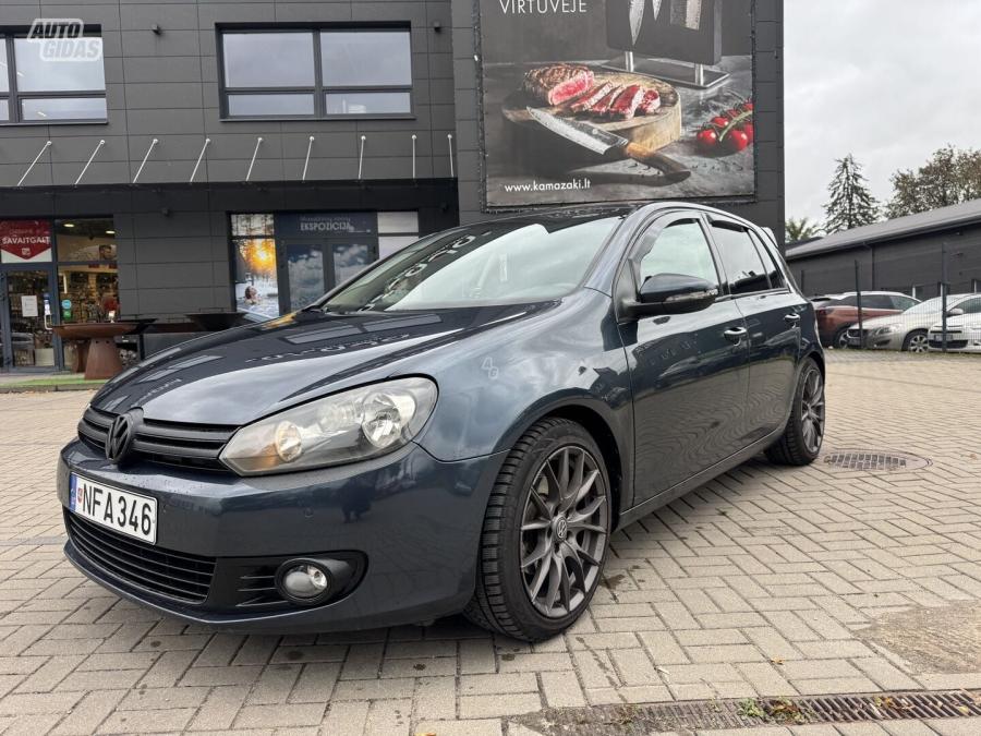 Zils Volkswagen Golf 2009 Kauņa, ar dzinēja tilpumu 2.00 L un nobraukumu 360 tūkst. km par 4000 €, foto 1 vietnē AUTOMOTO.COM.LV