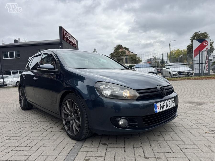 Zils Volkswagen Golf 2009 Kauņa, ar dzinēja tilpumu 2.00 L un nobraukumu 360 tūkst. km par 4000 €, foto 3 vietnē AUTOMOTO.COM.LV