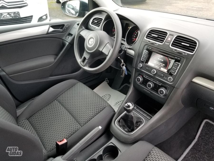 Zils Volkswagen Golf 2010 Kauņa, ar dzinēja tilpumu 1.40 L un nobraukumu 174 tūkst. km par 3250 €, foto 9 vietnē AUTOMOTO.COM.LV