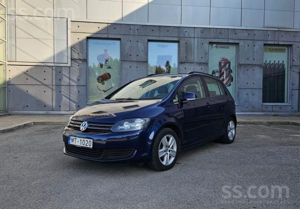 Blue Volkswagen Golf 2010 in Riga, with an engine capacity of 2.00 L and mileage of 185 thousand km for 5900 €, photo 3 on AUTOMOTO.COM.LV