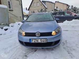 Blue Volkswagen Golf 2010 in Telschi, with an engine capacity of 1.40 L and mileage of 290 thousand km for 1900 €, photo 2 on AUTOMOTO.COM.LV