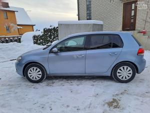 Blue Volkswagen Golf 2010 in Telschi, with an engine capacity of 1.40 L and mileage of 290 thousand km for 1900 €, photo 5 on AUTOMOTO.COM.LV