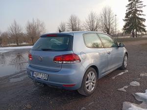 Blue Volkswagen Golf 2010 in Sakiai, with an engine capacity of 1.40 L and mileage of 194 thousand km for 3800 €, photo 4 on AUTOMOTO.COM.LV