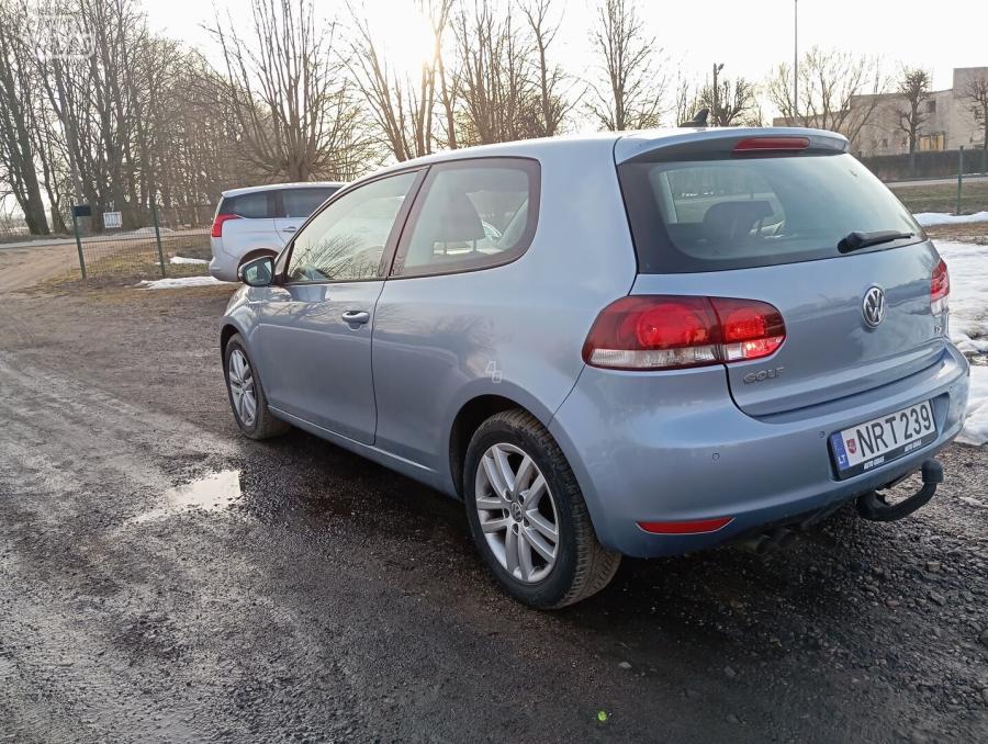 Blue Volkswagen Golf 2010 in Sakiai, with an engine capacity of 1.40 L and mileage of 194 thousand km for 3800 €, photo 6 on AUTOMOTO.COM.LV