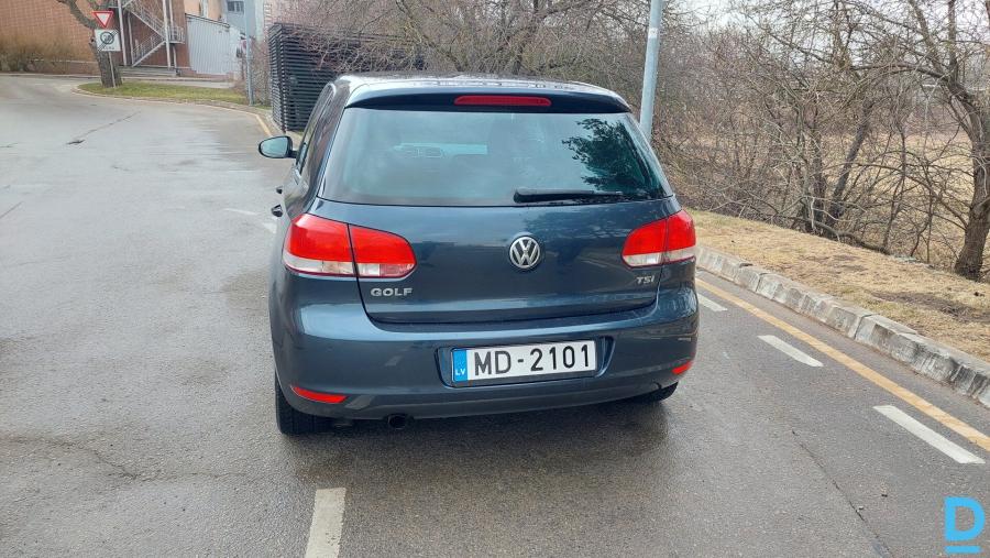 Zils Volkswagen Golf 2010 Tukums, ar dzinēja tilpumu 1.20 L un nobraukumu 153 tūkst. km par 3100 €, foto 6 vietnē AUTOMOTO.COM.LV