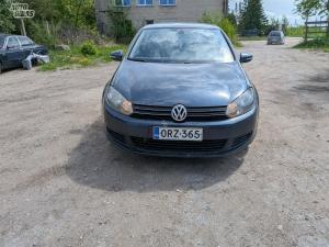 Zils Volkswagen Golf 2010 Radviliškis, ar dzinēja tilpumu 1.20 L un nobraukumu 225 tūkst. km par 1500 €, foto 5 vietnē AUTOMOTO.COM.LV