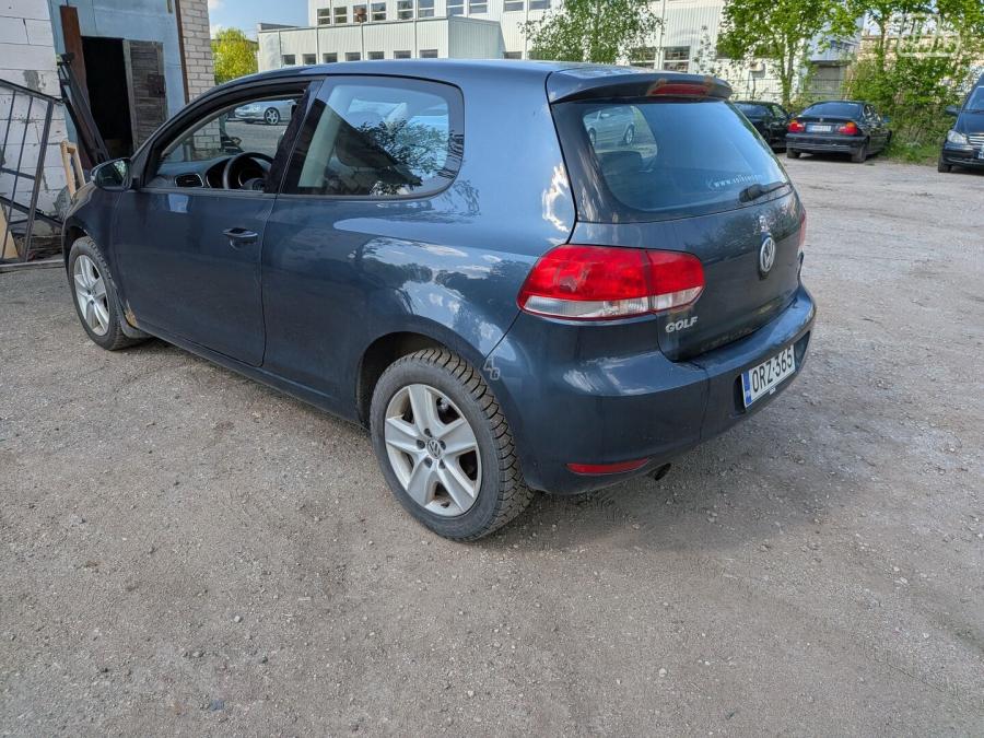Zils Volkswagen Golf 2010 Radviliškis, ar dzinēja tilpumu 1.20 L un nobraukumu 225 tūkst. km par 1500 €, foto 7 vietnē AUTOMOTO.COM.LV