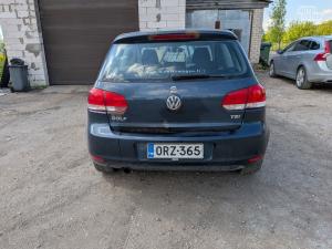 Blue Volkswagen Golf 2010 in Radviliskis, with an engine capacity of 1.20 L and mileage of 225 thousand km for 1500 €, photo 8 on AUTOMOTO.COM.LV