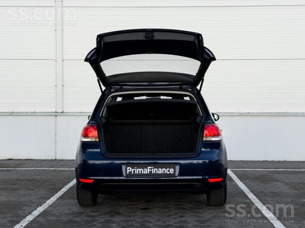 Blue Volkswagen Golf 2010 in Riga, with an engine capacity of 1.60 L and mileage of 0 thousand km for 5490 €, photo 7 on AUTOMOTO.COM.LV