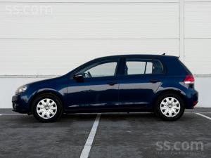 Blue Volkswagen Golf 2010 in Riga, with an engine capacity of 1.60 L and mileage of 0 thousand km for 5490 €, photo 9 on AUTOMOTO.COM.LV