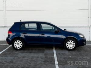 Blue Volkswagen Golf 2010 in Riga, with an engine capacity of 1.60 L and mileage of 0 thousand km for 5490 €, photo 10 on AUTOMOTO.COM.LV