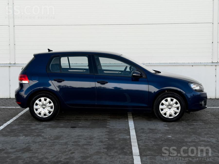Blue Volkswagen Golf 2010 in Riga, with an engine capacity of 1.60 L and mileage of 0 thousand km for 5490 €, photo 10 on AUTOMOTO.COM.LV