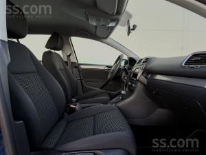 Blue Volkswagen Golf 2010 in Riga, with an engine capacity of 1.60 L and mileage of 0 thousand km for 5490 €, photo 19 on AUTOMOTO.COM.LV