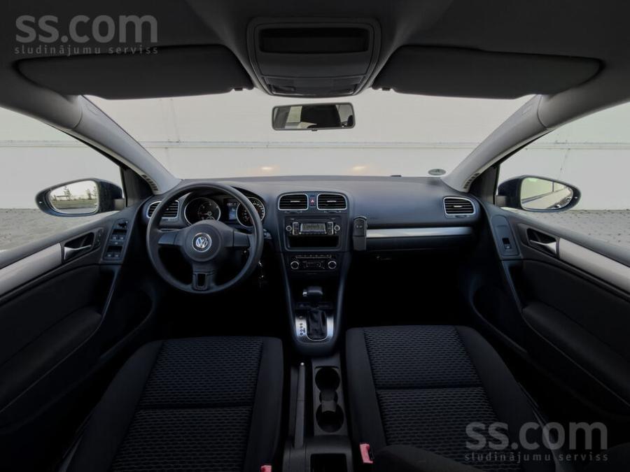 Blue Volkswagen Golf 2010 in Riga, with an engine capacity of 1.60 L and mileage of 0 thousand km for 5490 €, photo 22 on AUTOMOTO.COM.LV