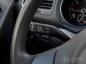 Blue Volkswagen Golf 2010 in Riga, with an engine capacity of 1.60 L and mileage of 0 thousand km for 5490 €, photo 25 on AUTOMOTO.COM.LV