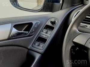 Blue Volkswagen Golf 2010 in Riga, with an engine capacity of 1.60 L and mileage of 0 thousand km for 5490 €, photo 28 on AUTOMOTO.COM.LV