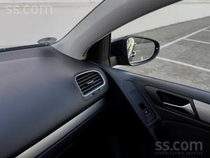 Blue Volkswagen Golf 2010 in Riga, with an engine capacity of 1.60 L and mileage of 0 thousand km for 5490 €, photo 30 on AUTOMOTO.COM.LV