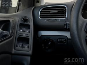 Blue Volkswagen Golf 2010 in Riga, with an engine capacity of 1.60 L and mileage of 0 thousand km for 5490 €, photo 33 on AUTOMOTO.COM.LV