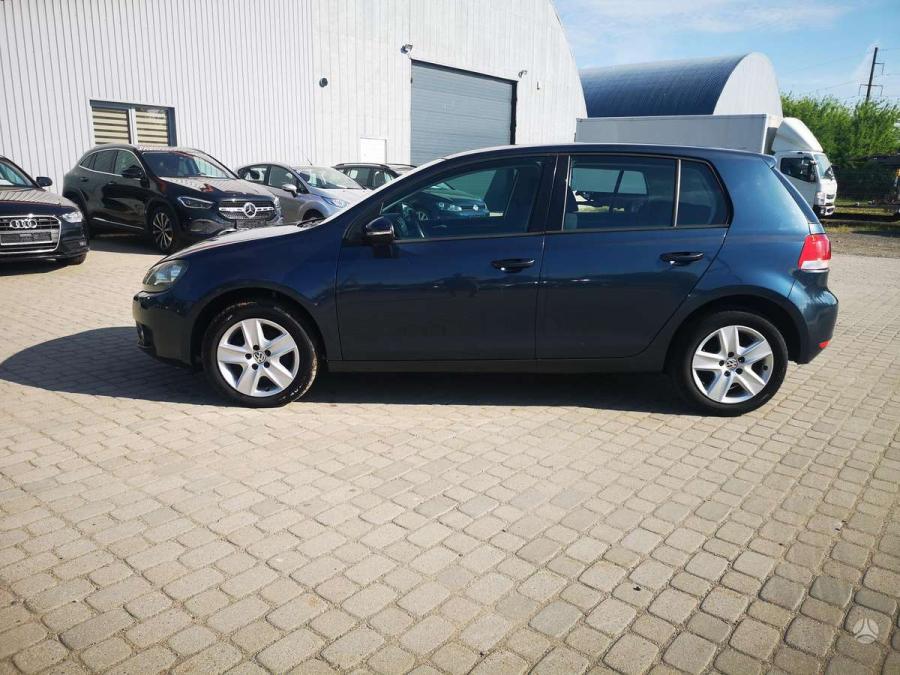 Zils Volkswagen Golf 2010 Radviliškis, ar dzinēja tilpumu 1.39 L un nobraukumu 209 tūkst. km par 4550 €, foto 3 vietnē AUTOMOTO.COM.LV