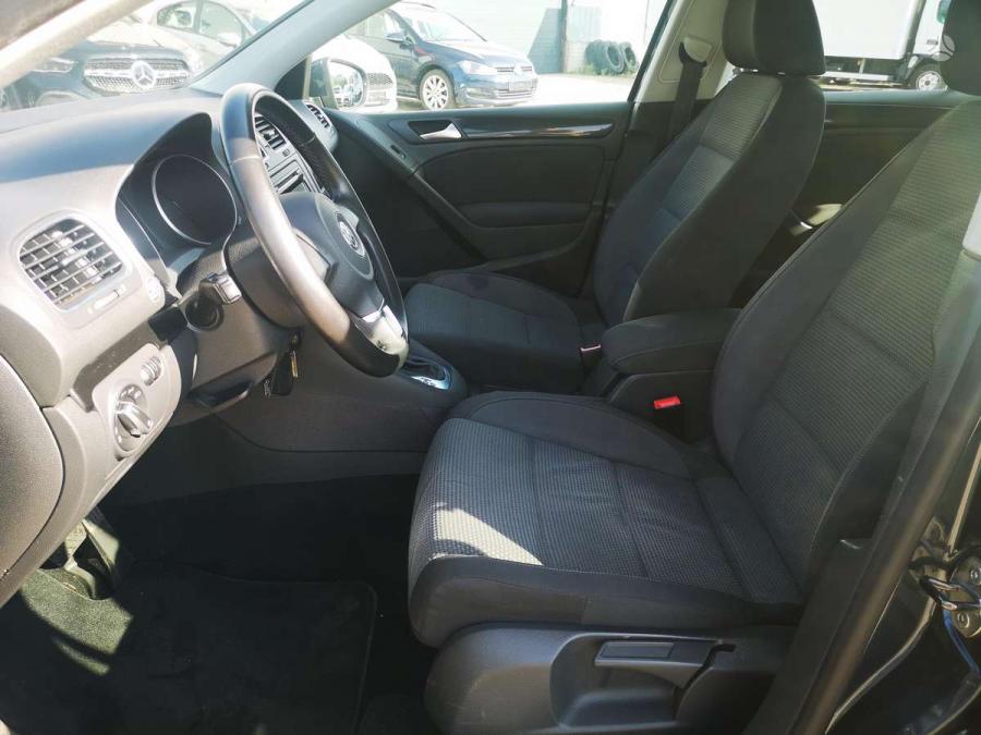 Zils Volkswagen Golf 2010 Radviliškis, ar dzinēja tilpumu 1.39 L un nobraukumu 209 tūkst. km par 4550 €, foto 10 vietnē AUTOMOTO.COM.LV