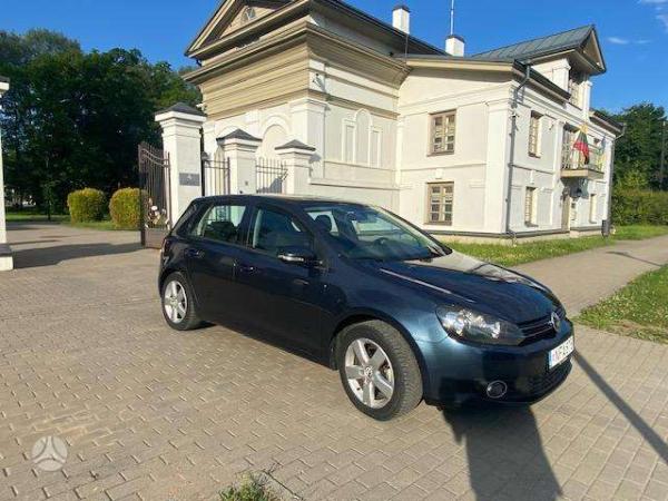 Blue Volkswagen Golf 2010 in Vilnius, with an engine capacity of 1.20 L and mileage of 249 thousand km for 3350 €, photo 2 on AUTOMOTO.COM.LV