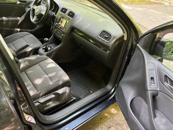 Blue Volkswagen Golf 2010 in Vilnius, with an engine capacity of 1.20 L and mileage of 249 thousand km for 3350 €, photo 7 on AUTOMOTO.COM.LV