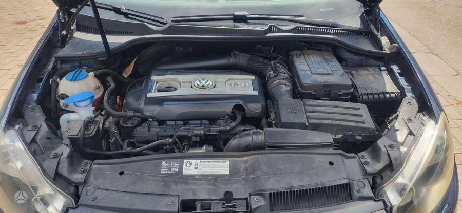 Zils Volkswagen Golf 2010 Panevēža, ar dzinēja tilpumu 1.80 L un nobraukumu 158 tūkst. km par 2100 €, foto 12 vietnē AUTOMOTO.COM.LV