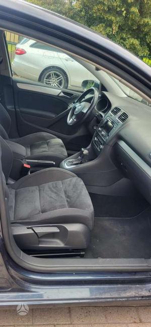 Zils Volkswagen Golf 2010 Panevēža, ar dzinēja tilpumu 1.80 L un nobraukumu 158 tūkst. km par 2100 €, foto 15 vietnē AUTOMOTO.COM.LV