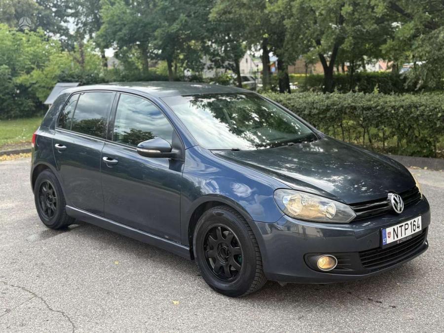 Blue Volkswagen Golf 2010 in Alytus, with an engine capacity of 1.60 L and mileage of 340 thousand km for 2699 €, photo 8 on AUTOMOTO.COM.LV