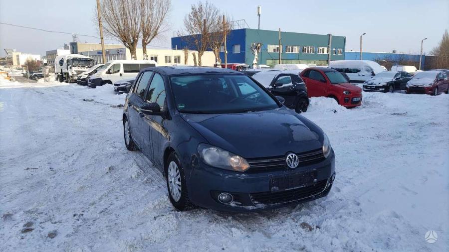 Zils Volkswagen Golf 2011 Klaipėda, ar dzinēja tilpumu 1.39 L un nobraukumu 214 tūkst. km par 4650 €, foto 2 vietnē AUTOMOTO.COM.LV