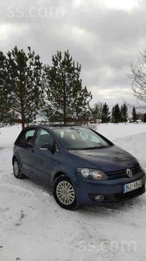 Blue Volkswagen Golf 2011 in Madona, with an engine capacity of 1.60 L and mileage of 201 thousand km for 5500 €, photo  on AUTOMOTO.COM.LV
