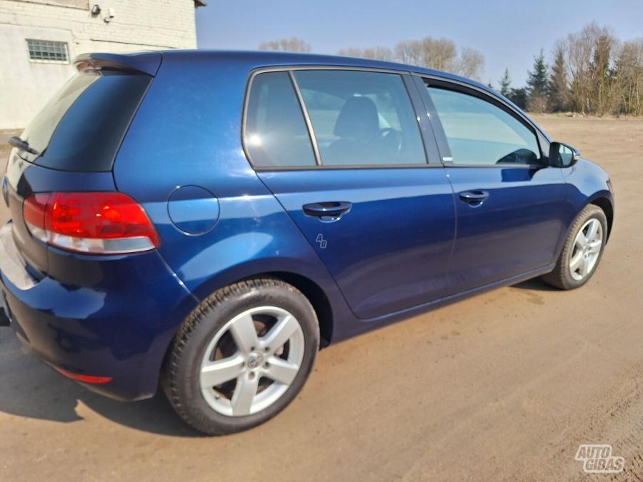 Zils Volkswagen Golf 2011 Marijampole, ar dzinēja tilpumu 1.40 L un nobraukumu 132 tūkst. km par 5150 €, foto 5 vietnē AUTOMOTO.COM.LV