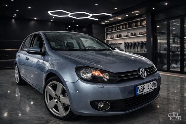 Zils Volkswagen Golf 2011 Kauņa, ar dzinēja tilpumu 2.00 L un nobraukumu 279 tūkst. km par 4550 €, foto 3 vietnē AUTOMOTO.COM.LV