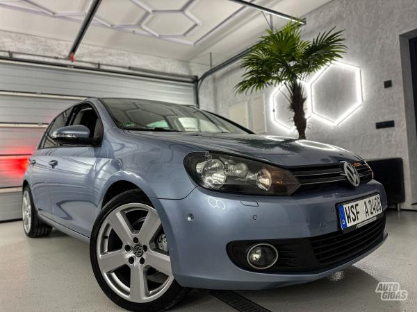 Zils Volkswagen Golf 2011 Kauņa, ar dzinēja tilpumu 2.00 L un nobraukumu 279 tūkst. km par 4550 €, foto 4 vietnē AUTOMOTO.COM.LV