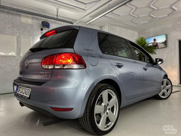 Zils Volkswagen Golf 2011 Kauņa, ar dzinēja tilpumu 2.00 L un nobraukumu 279 tūkst. km par 4550 €, foto 6 vietnē AUTOMOTO.COM.LV