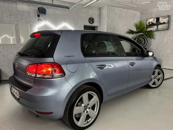 Zils Volkswagen Golf 2011 Kauņa, ar dzinēja tilpumu 2.00 L un nobraukumu 279 tūkst. km par 4550 €, foto 8 vietnē AUTOMOTO.COM.LV