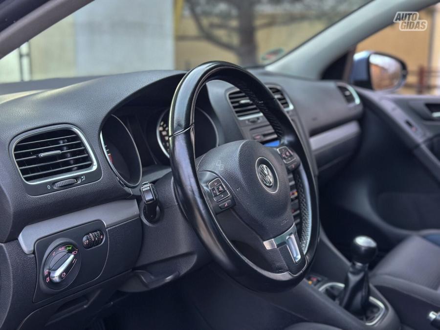 Blue Volkswagen Golf 2011 in Kaunas, with an engine capacity of 2.00 L and mileage of 279 thousand km for 4550 €, photo 29 on AUTOMOTO.COM.LV