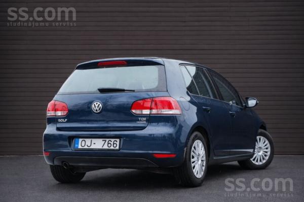 Zils Volkswagen Golf 2011 Rīga, ar dzinēja tilpumu 1.60 L un nobraukumu 244 tūkst. km par 5490 €, foto 3 vietnē AUTOMOTO.COM.LV